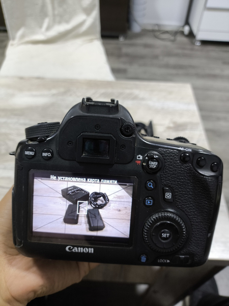 Canon 6D в хорошем состаяние