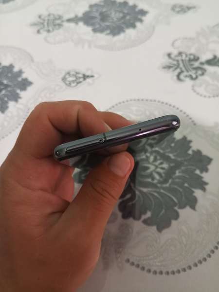 Samsung Galaxy S10e