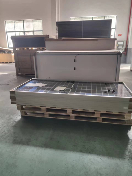 Солнечный понел Quyosh ponellari 550W