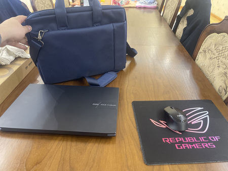 Asus Vivobook  pul zararligidan sotvoman holat yengi