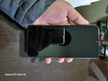 Samsung A13.  Xotira 64 gb. Operativ 4+4 gb.