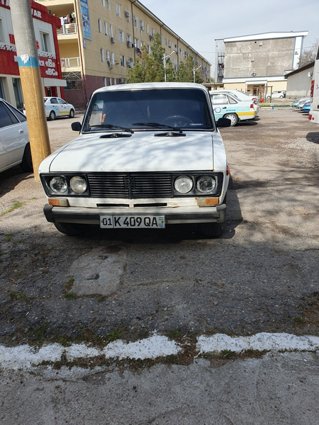 2106 sotiladi. Benzinda. Polniy mexr berilgan.