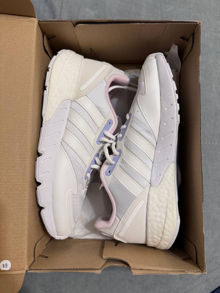 Кроссовки Adidas