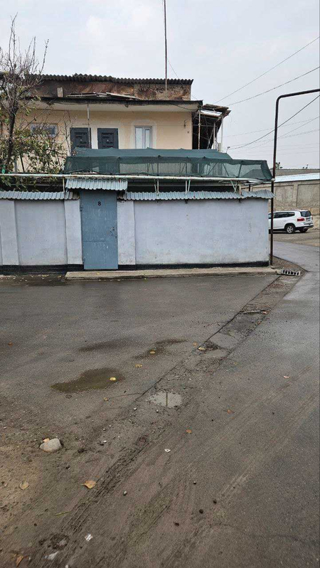 1 / 2 / 2 комн. Галерейка 27м2. Янги-Хайет.