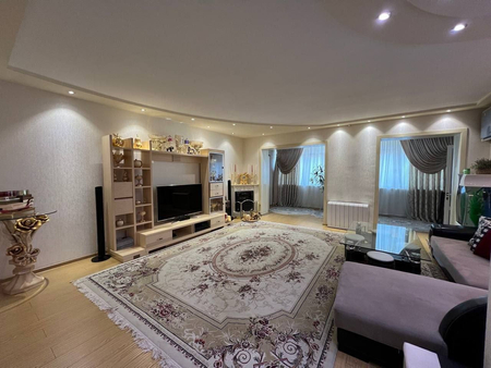 Продажа квартиры метро Космонавтов 6 комнат