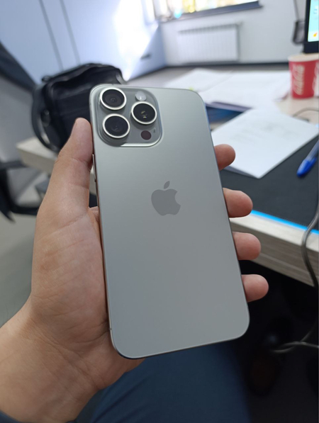Iphone 15 pro max 256gb titan