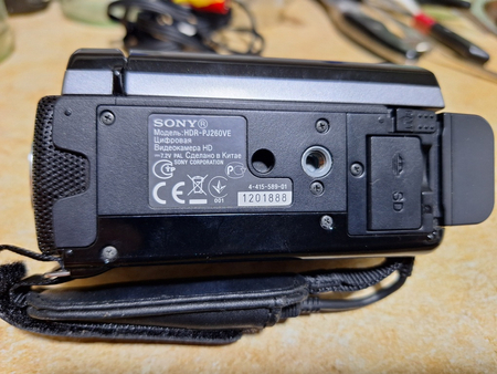 Цифровая Видео камера HANDYCAM SONY HDRPJ260