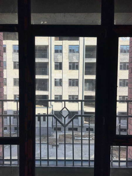 Срочно квартира Яшнабад 49м2 3 этаж коробка (207) ор. Ассалом Сохил