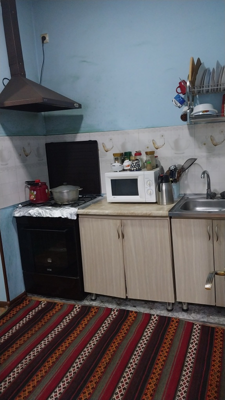 Uy o‘zimizniki .238-maktab orqa tomoni