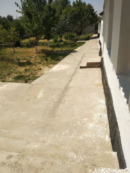 N1573 Toshkent tumani Tutzor Toshmi postidan otkandan keyin 8 sotix