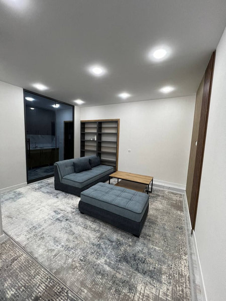 Shayxontohur Ganga 50 m2 ofes ijaraga beriladi