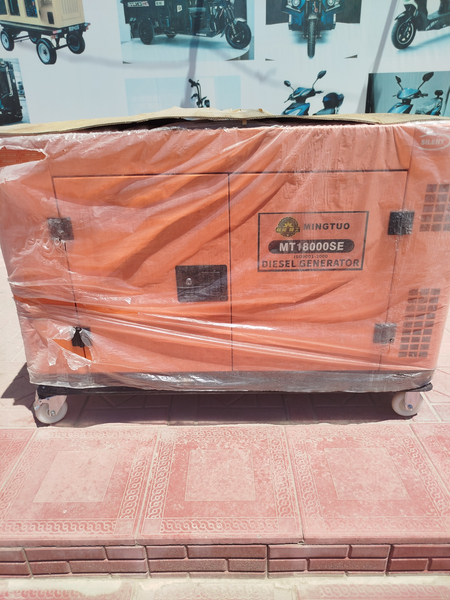 Xar xil turdagi generatorlarimiz bor 4 KW  boshlanib 200 va undan yuqo