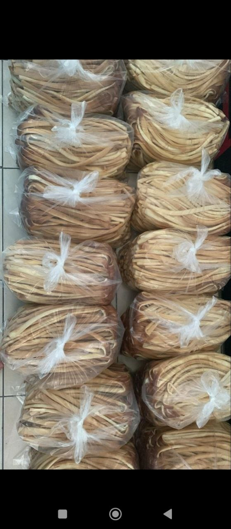В продаже сырные палочки