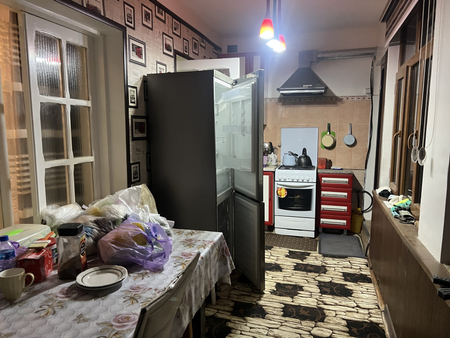 Продается 2х квартира на 1 этаже с личным двором(ор ВОКЗАЛ)