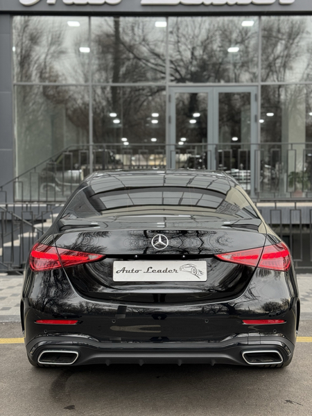 Mercedes Benz C206