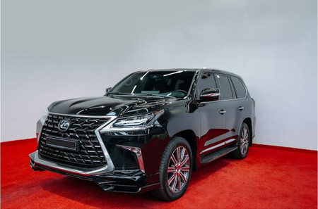 Lexus LX 570  год 2017