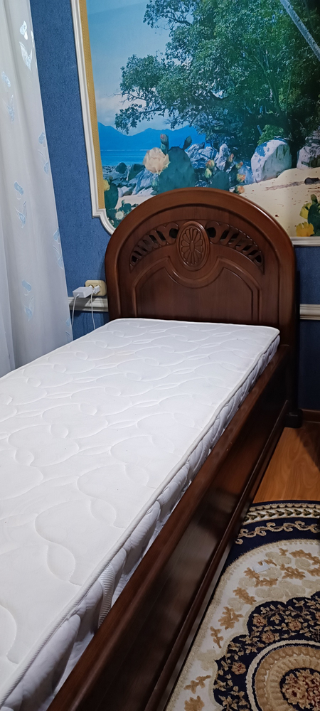 Продается кровать, односпальная с матрасом