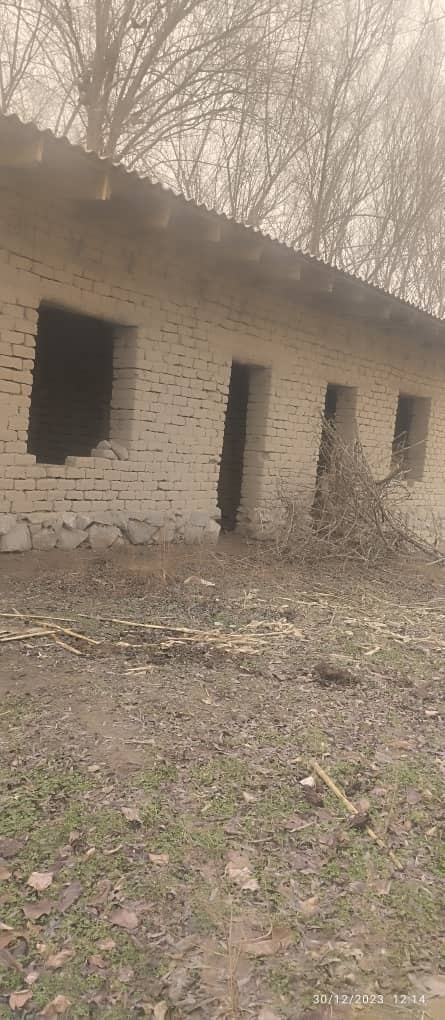 3 xonali uchastkasi bilan xovli