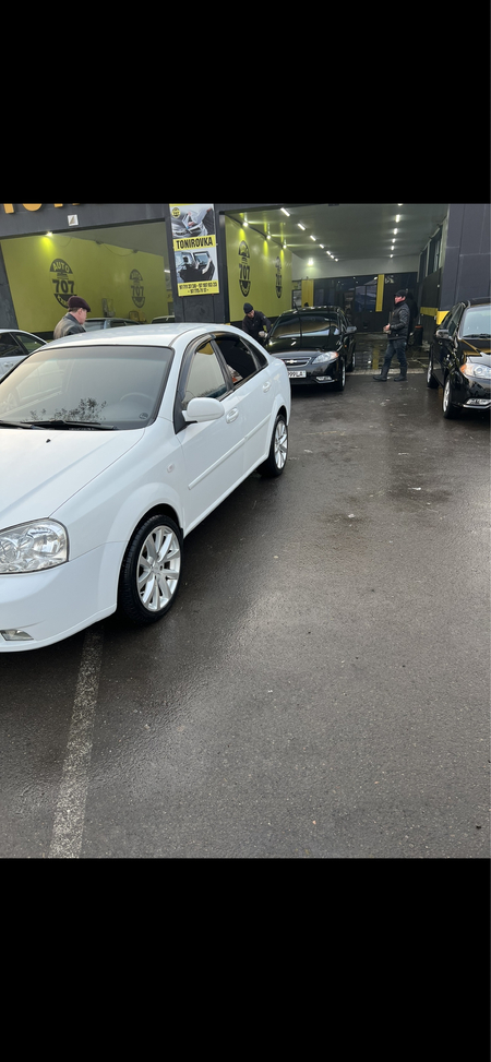Lacetti 1.8 2012