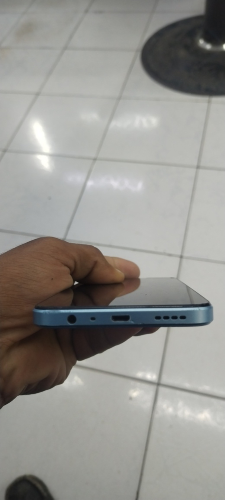 Realme C30s telefon sotiladi
