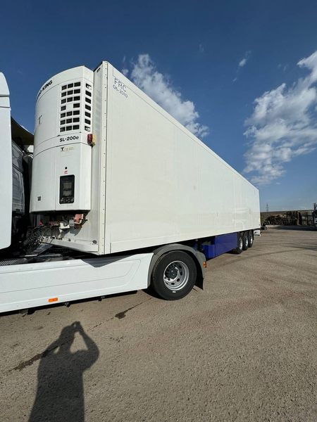 Mercedes Actros 1850 + SCHMITZ реф Сотилади