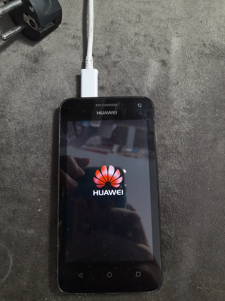 Huawei Y336-U02 черный