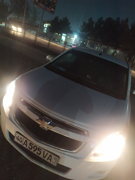 Chevrolet Cobalt 4