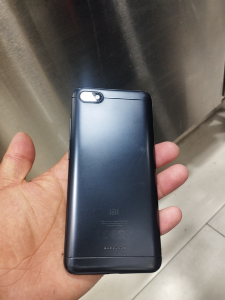 Redmi sotiladi srochniy