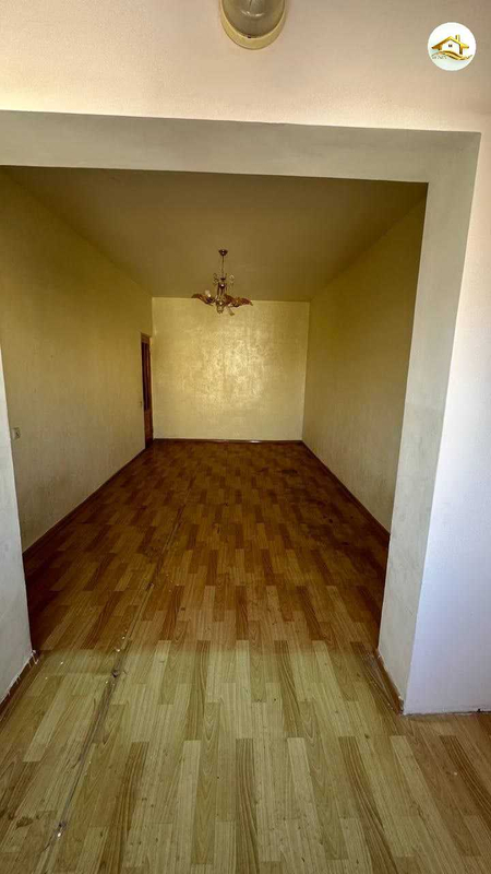 Продаётся 2х квартира на 4 этаж ор р 5-МИКР