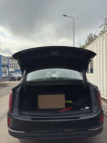 Hongqi EQM-5 500km full komplect