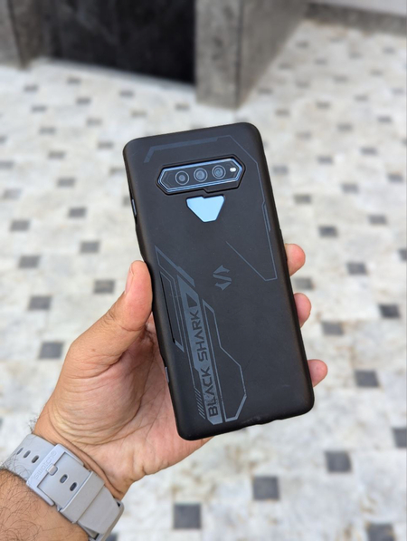 Xiaomi blackshark 4 .12/128