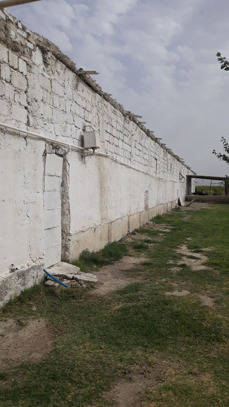 Molxona tovuqxona gaz tok damxo'ja suv  bor