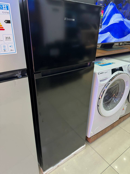 Холодильник Hisense