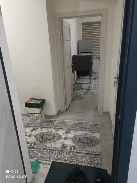 Srochno kvartira arenda Sergeli Yangi darxon 2x pustoy 300$