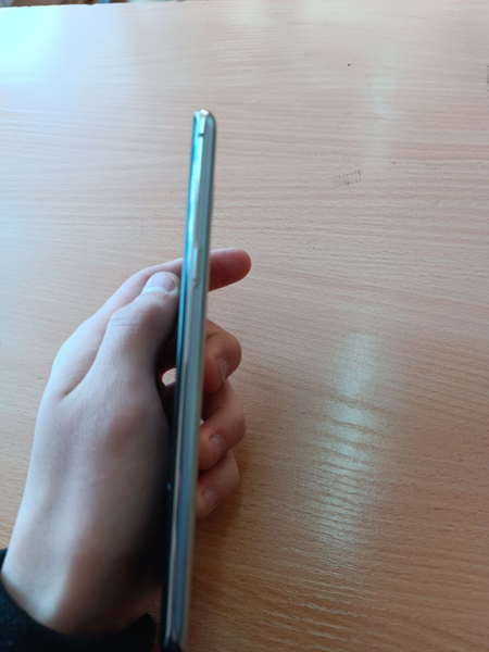 Samsung S10 5G 8/256 Glyansviy Ideal