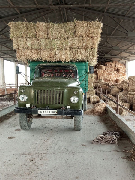 Gaz 53 samasval sotiladi