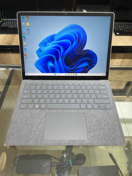 MICROSOFT SURFACE LAPTOP 5 Intel Core i5-1235U, 8гб, 256ssd
