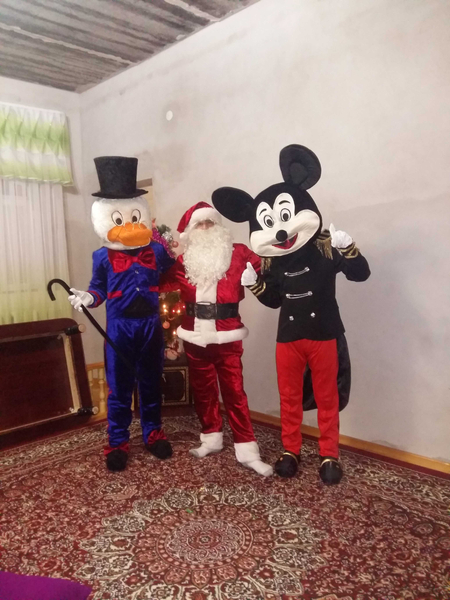Maskarad kiyimlari. Mikki mouse va Duck