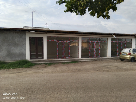 Нотурар жой ижарага берилади келиб курила аринтер лицей макетаб