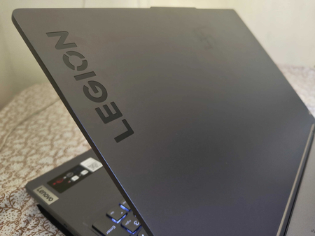 Legion 5 i7-13650HX / RTX 4060 8GB / DDR5 24GB / 1TB SSD
