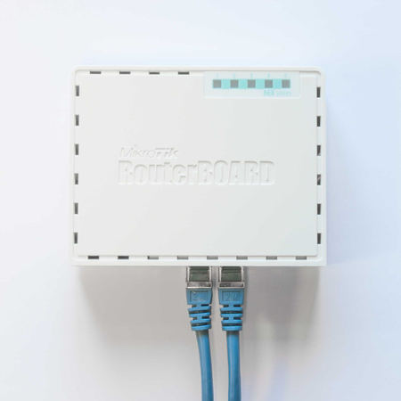 Маршрутизатор Mikrotik hEX. Артикул: RB750Gr3