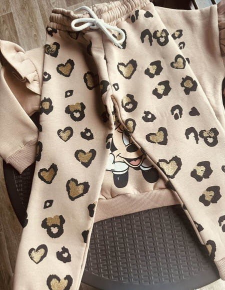 КОСТЮМ Zara новый 104