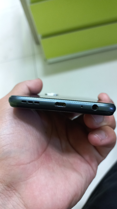 Телефон Vivo y20 срочно сотилади арзон нархда