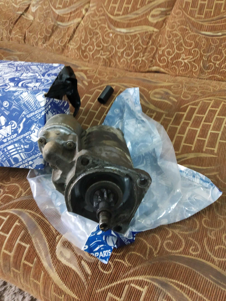 Стартер на Audi 80 b2.1,6