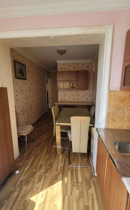 Сдаётся 2х комнатная Парцез