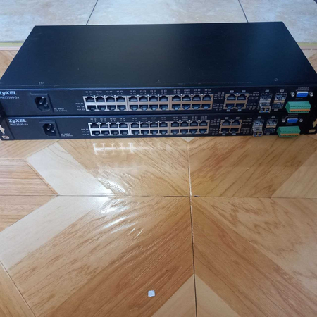 Продаю Коммутатор Zyxel MES3500-24S