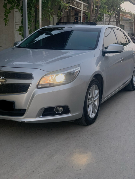 Chevrolet Malibu 1. 3-pozitsiya