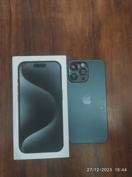 iPhone 15 pro max 1x1