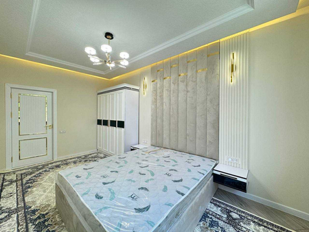 Продаётся 2х комнатная квартира на 1 - этаже. Гагарина