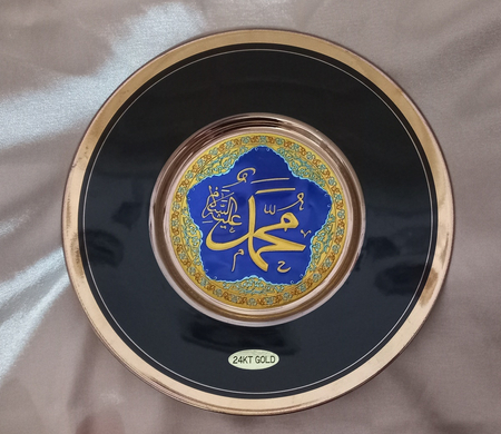 Продам тарелку  24ct GOLD  бренда ART OF CHOKIN
Продам декоративную та
